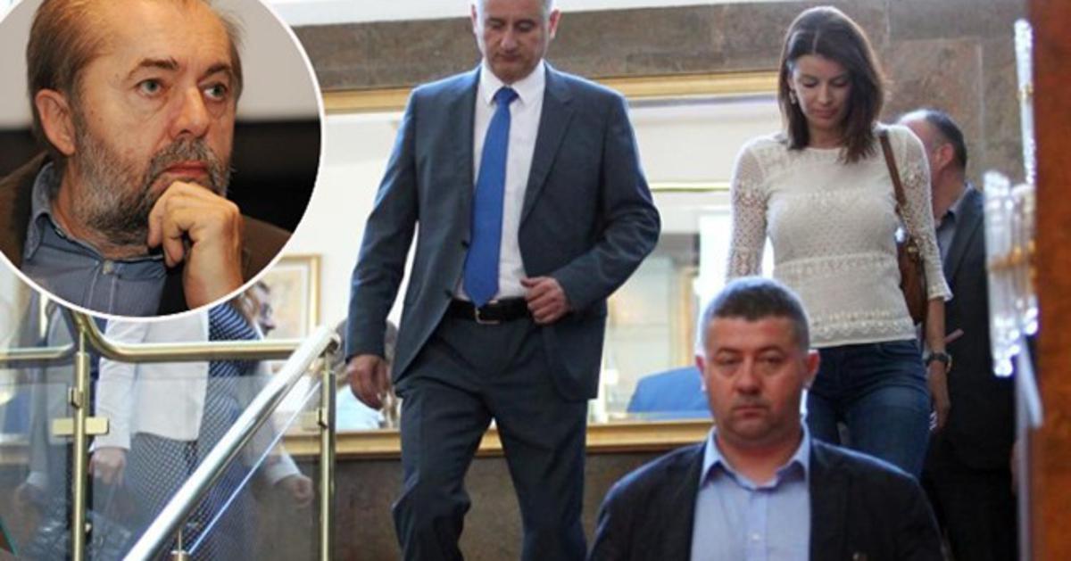 Dosta je cirkusa, hoćemo izbore! | Plusportal